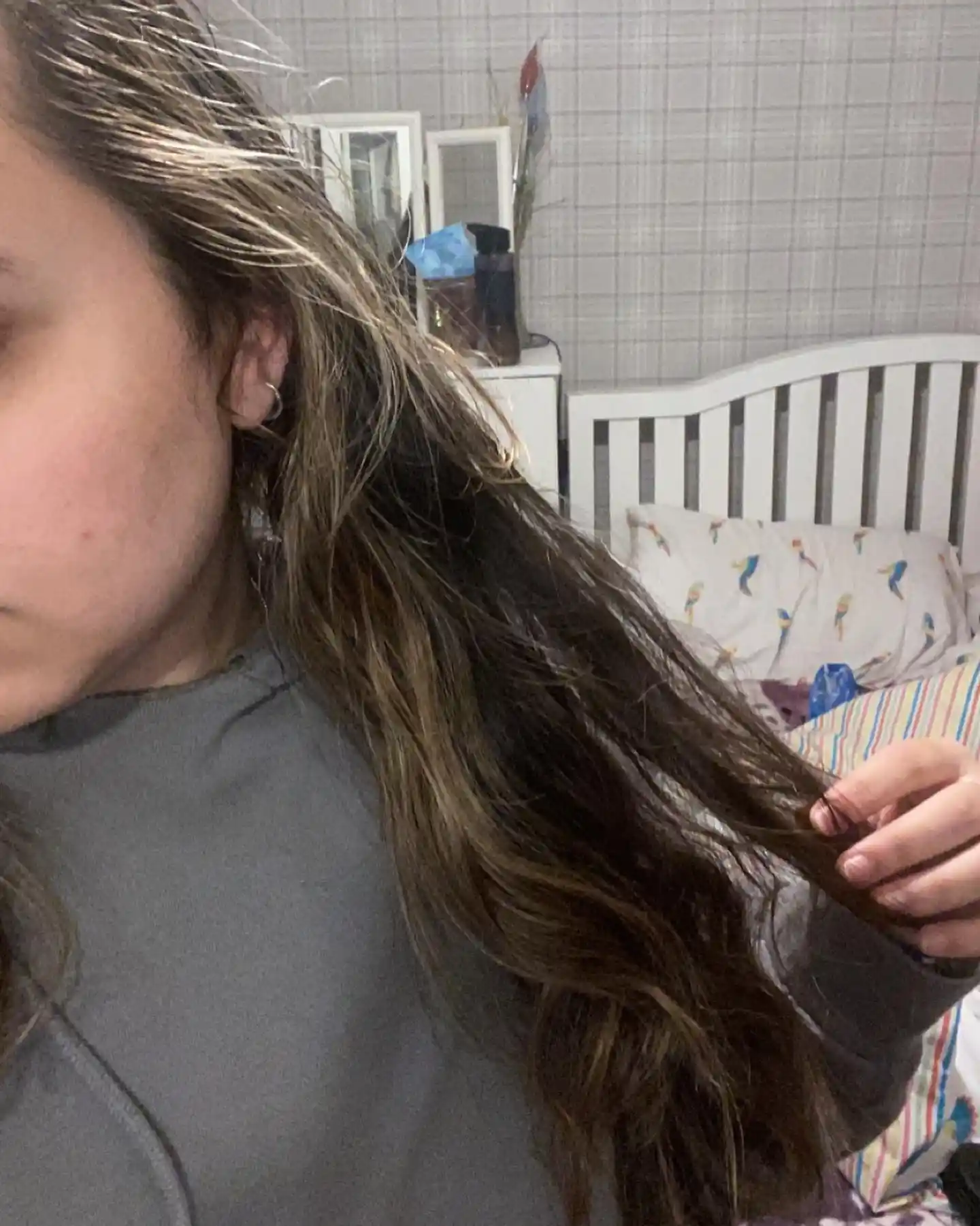 How I Handle Greasy Roots and Dry Ends without Overwashing